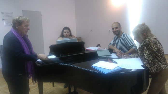 Εικόνες και βίντεο απο την πρόβα της Δέσποινας Τσολάκη λίγες ώρες πριν ...