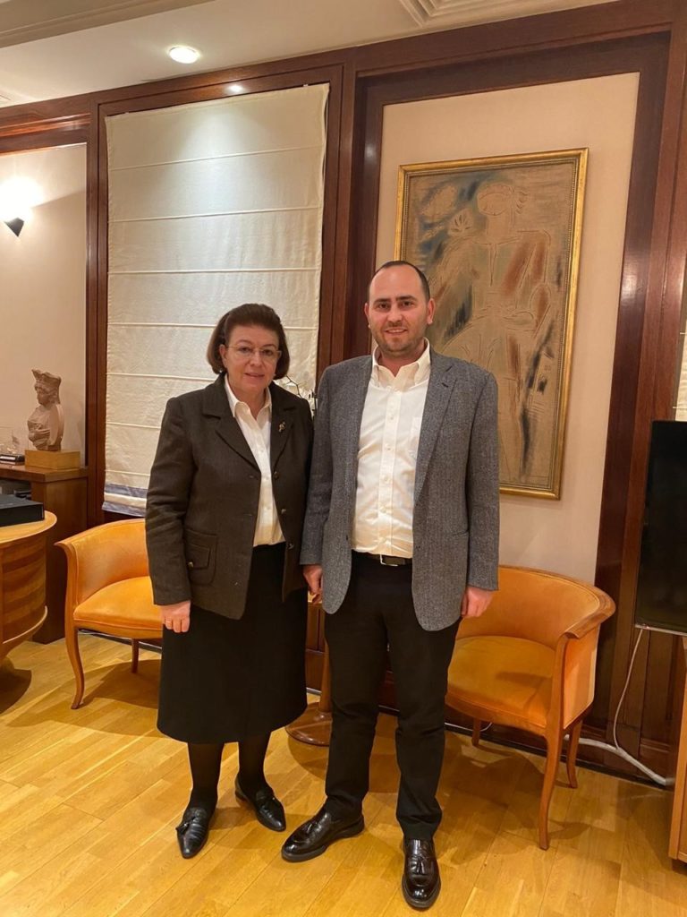 ΣΥΝΑΝΤΗΣΗ ΛΑΚΗ ΒΑΣΙΛΕΙΑΔΗ ΜΕ ΛΙΝΑ ΜΕΝΔΩΝΗ ΓΙΑ ΤΟΝ ΑΡΧΑΙΟΛΟΓΙΚΟ ΧΩΡΟ ...