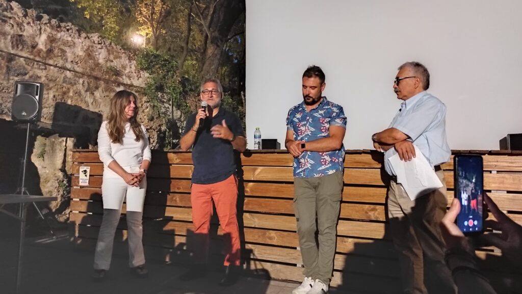 Ο Φ.Σ.Ε. ευχαριστεί θερμά τον Τζορτζ και την Έλενα για την διάθεση της ...