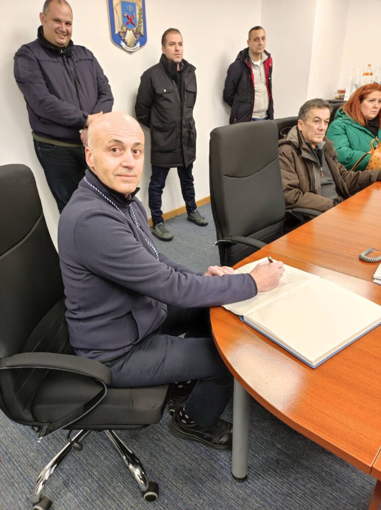 ΕΚΔΡΟΜΗ ΤΗΣ ΤΟΠΙΚΗΣ ΔΙΟΙΚΗΣΗΣ ΠΕΛΛΑΣ ΣΤΟ ΒΟΥΚΟΥΡΕΣΤΙ - Εδεσσαϊκός Κόσμος