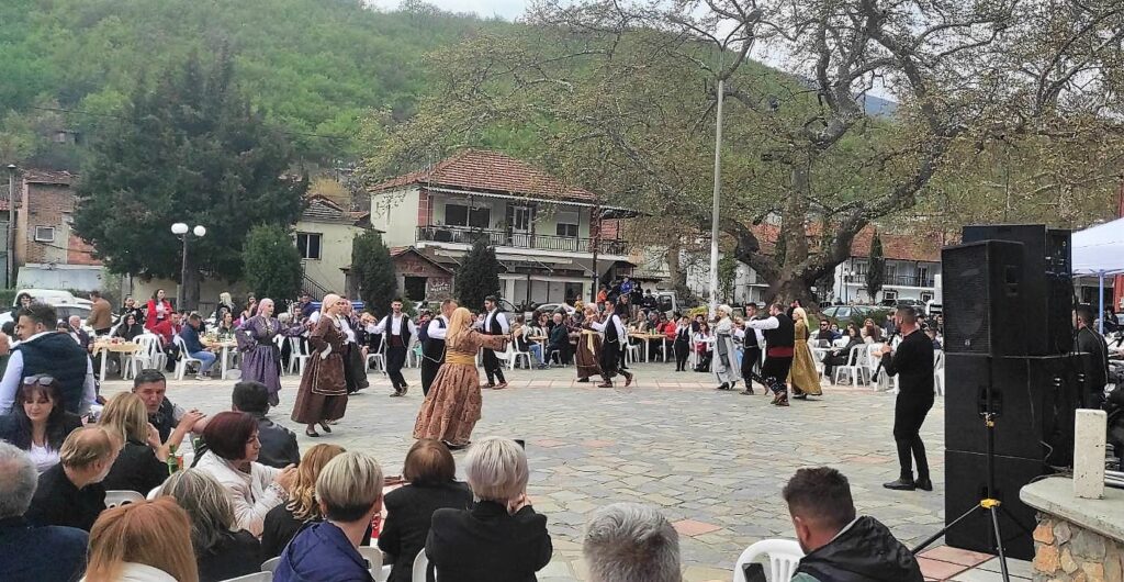 Εικόνες & βίντεο από το εορταστικό πανηγύρι στην Καρυδιά - Εδεσσαϊκός ...