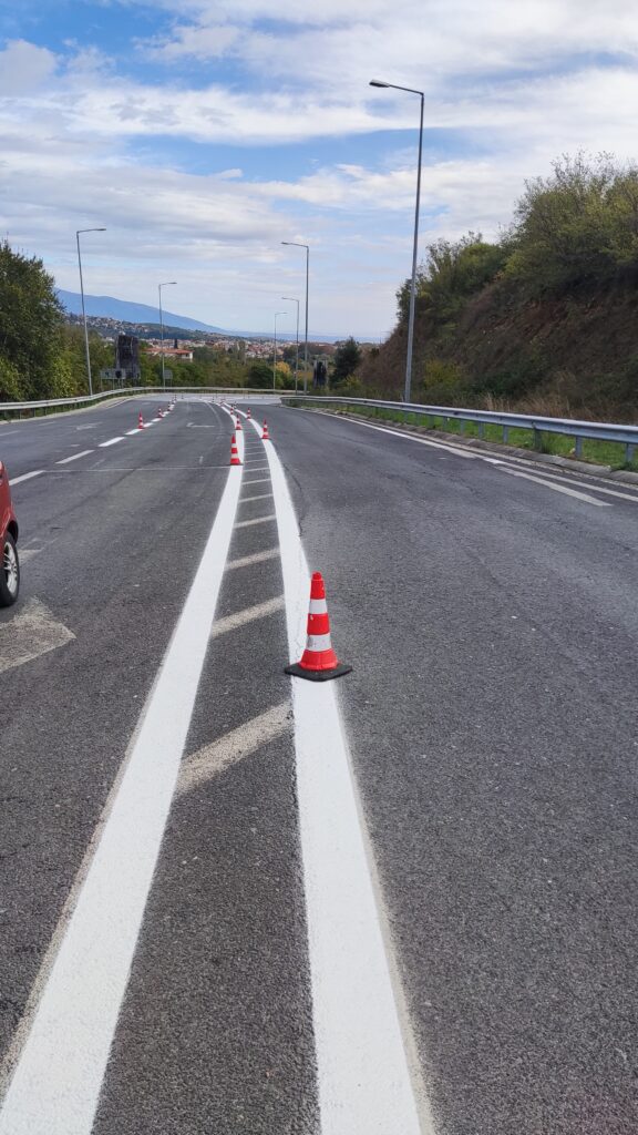 Προχωρά το έργο διαγράμμισης της Εθνικής Οδού, στην Π.Ε. Πέλλας ...