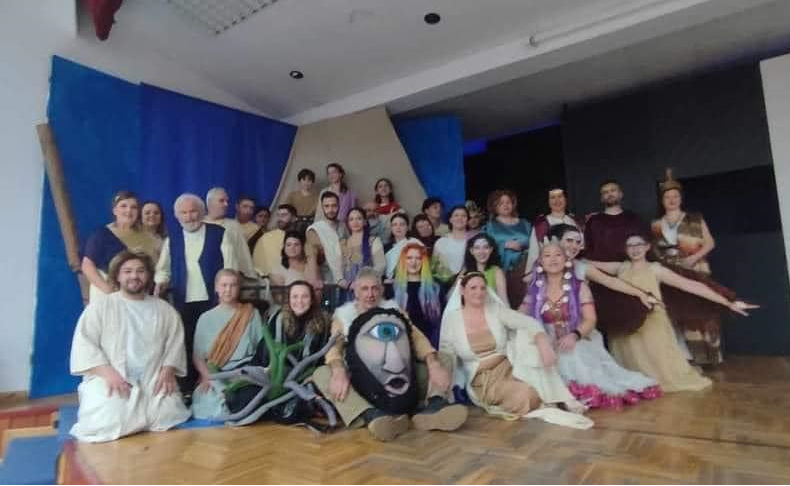Με επιτυχία ολοκληρώθηκαν οι παραστάσεις «Ομήρου Οδύσσεια» του ...